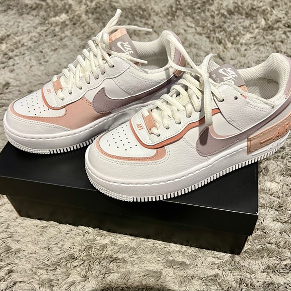 Nike | Shoes | Woman Nike Sneakers Air Force Size 6 | Poshmark